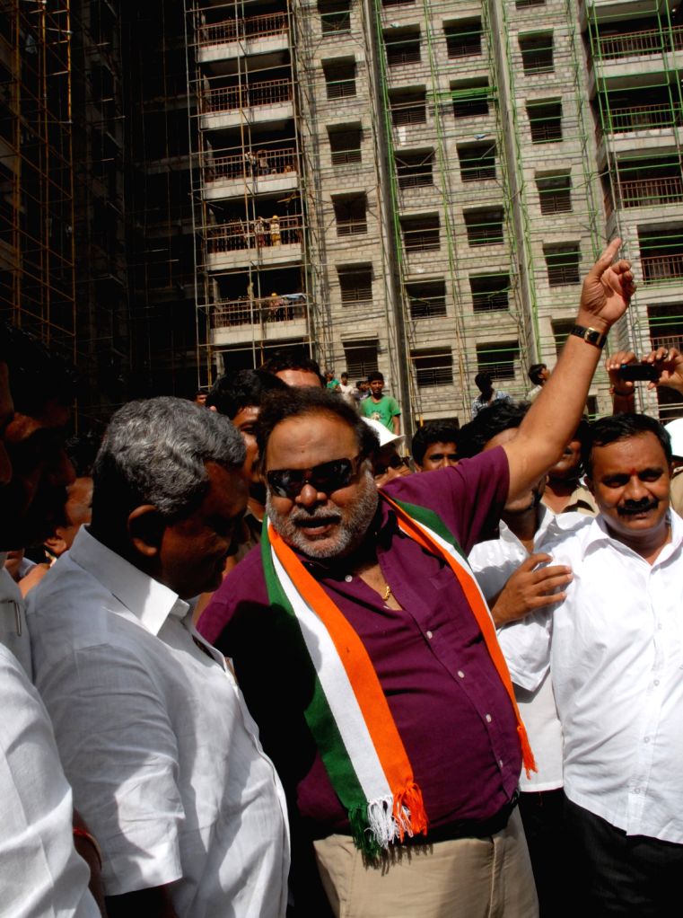 Housing Minister Ambareesh and MLA ST Somashekar inspects the ...