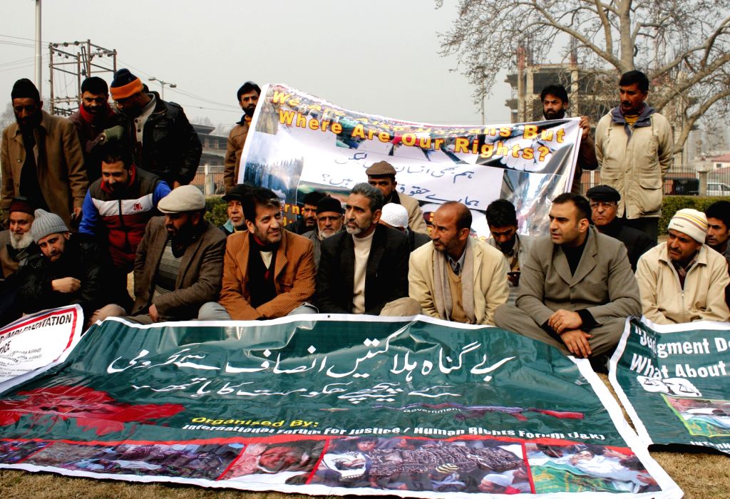 Hurriyat leaders and FJEDP organise an appeal campaign day