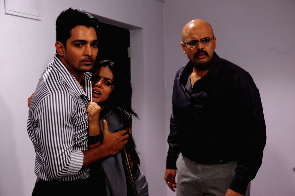 'Avunu2' - stills