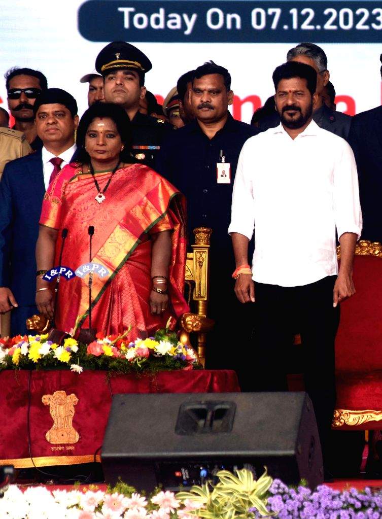Hyderabad : Swearing-in ceremony of party's leader Revanth Reddy as ...