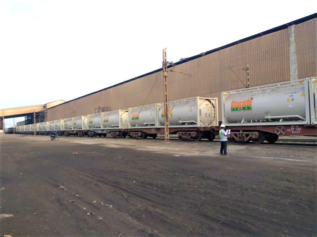 South Central Railways harnesses new-age containers for bulk cement ...