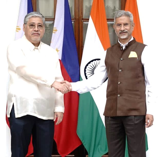 India, Philippines to enhance cooperation in defence, maritime & law ...