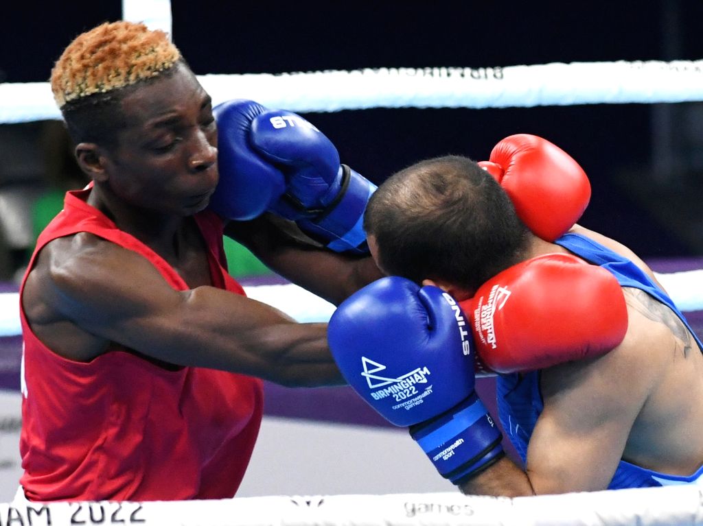 India's Amit Panghal compete in semi-final match of the men's 48kg-51kg ...