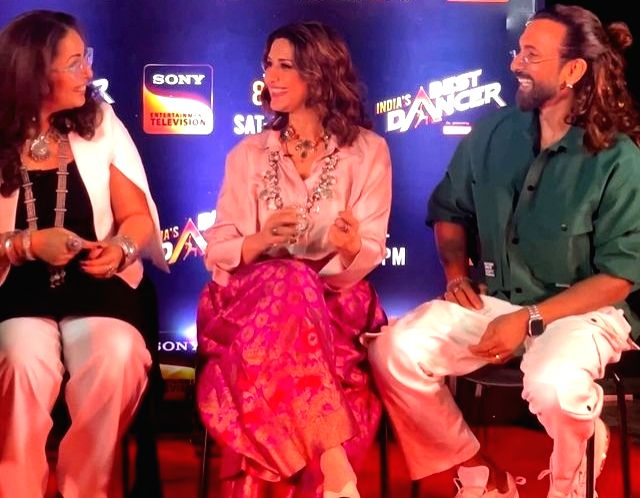Free photo :'India's Best Dancer Season 3': Emotional Sonali gives ...