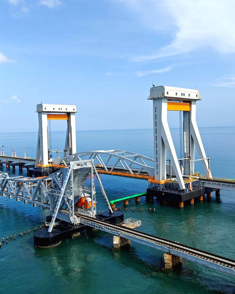 India's First Vertical Lift Sea Bridge