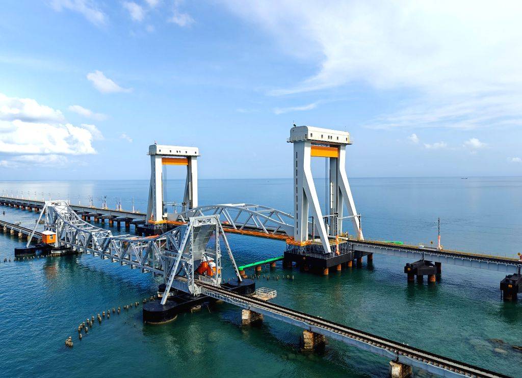 India's First Vertical Lift Sea Bridge