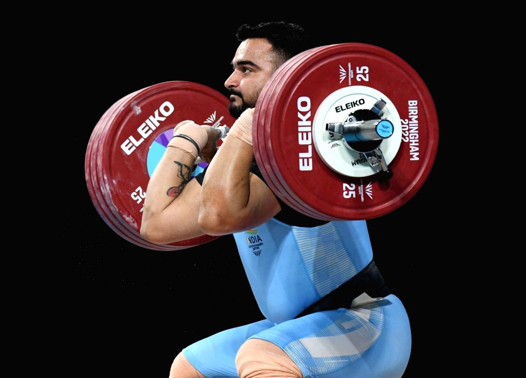 India's Lovepreet Singh competes in the men's 109 kg category ...