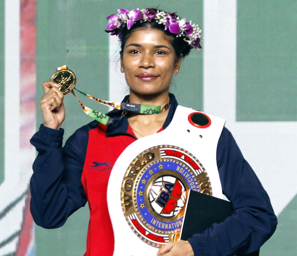 New Delhi : India's Nikhat Zareen poses with Gold medal during award ...