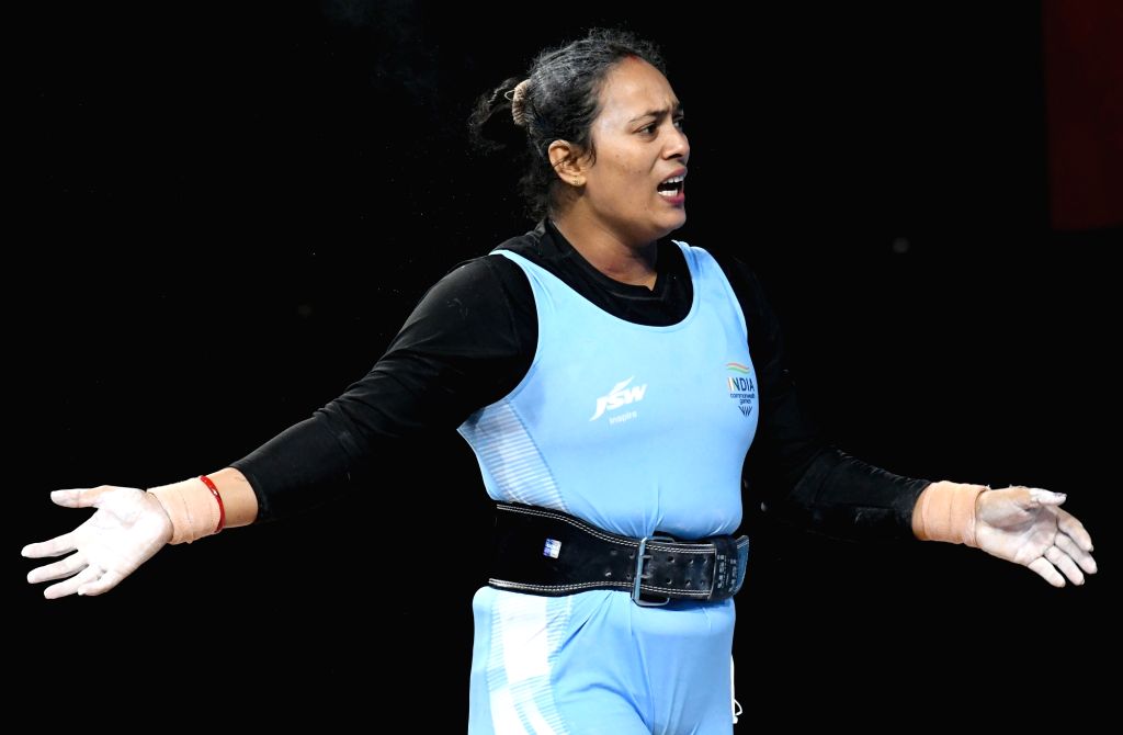 India's Punam Yadav reacts after an unsuccessful attempt in the women's ...