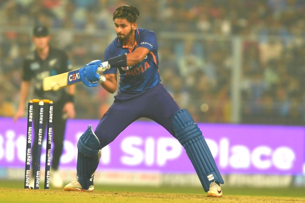 :Kolkata:India's Shreyas Iyer bats during the third Twenty20 cricket ...