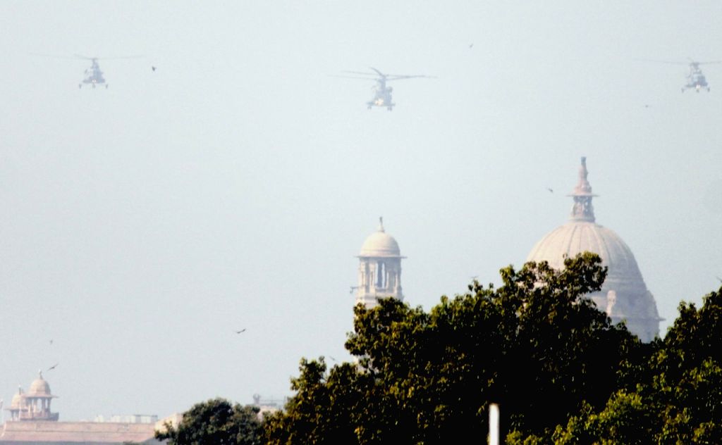Indian Air Force planes fly past India Gate during 72nd Republic Day ...