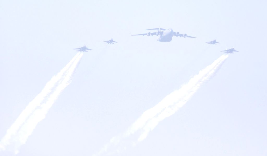 Indian Air Force planes fly past India Gate during 72nd Republic Day ...