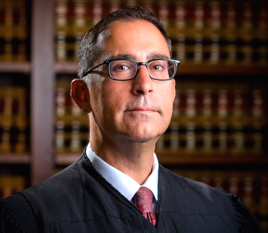 Free Photo : Indian-American judge slaps $1 mn fine on Facebook