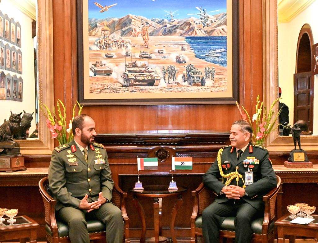 Indian Army Chief Meets UAE Presidential Guard Commander
