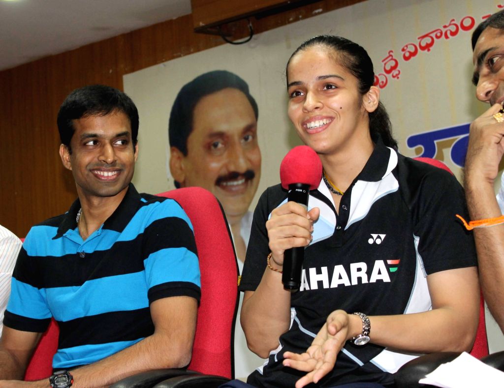 Saina Nehwal met AP State Energy Conservation Mission officials