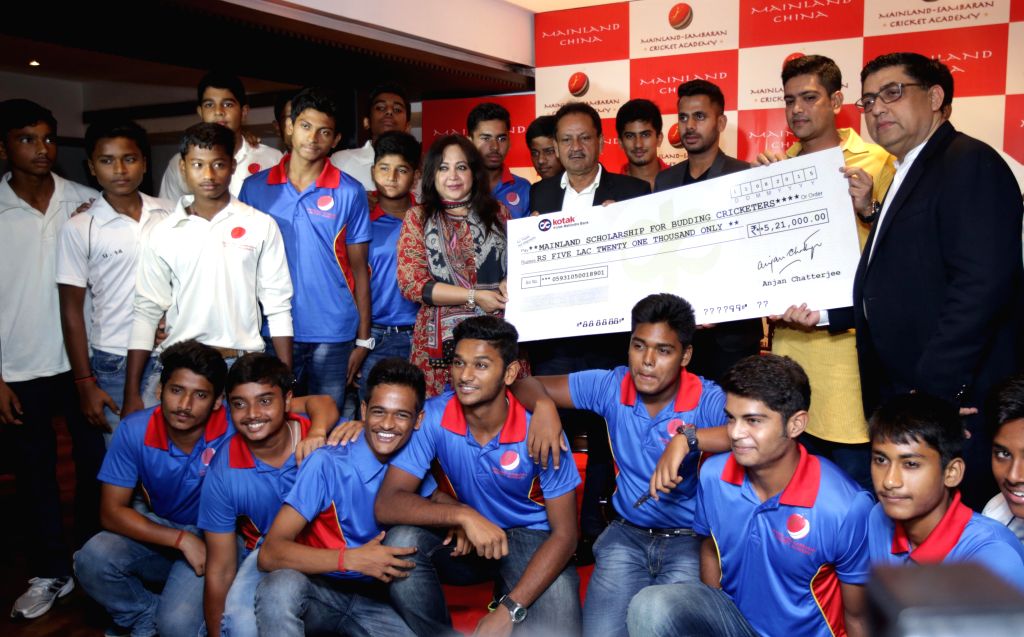 Felicitation programme of the Champions of 2015 CAB 'Under-17' and ...
