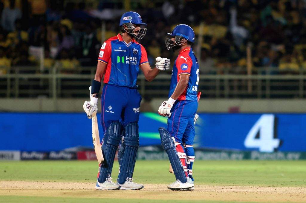 IPL 2024 cricket match between Chennai Super Kings and Delhi Capitals