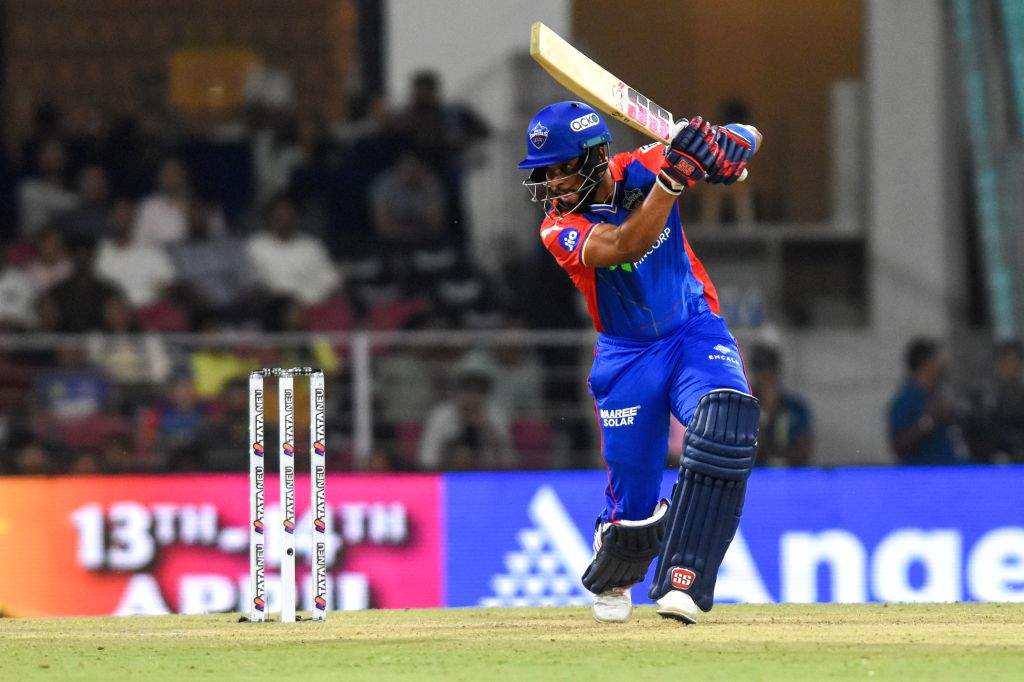 IPL match between Lucknow Super Giants and Delhi Capitals at Ekana ...
