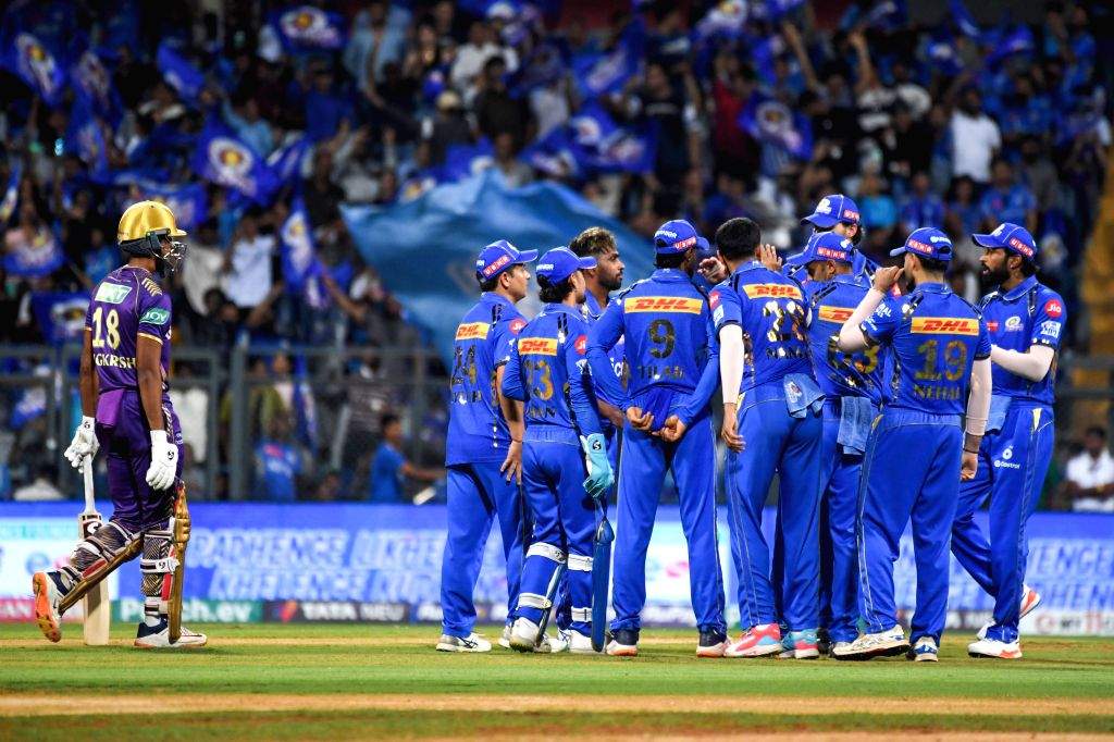 IPL match between Mumbai Indians and Kolkata Knight Riders at Wankhede ...