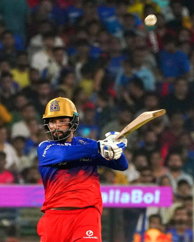 IPL match between Rajasthan Royals and Royal Challengers Bengaluru
