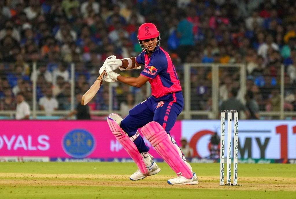 IPL match between Rajasthan Royals and Royal Challengers Bengaluru