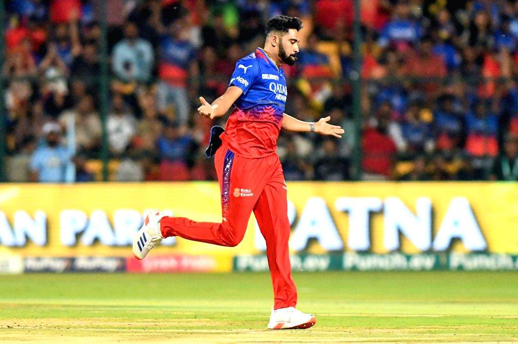 IPL match between Royal Challengers Bengaluru and Gujarat Titans