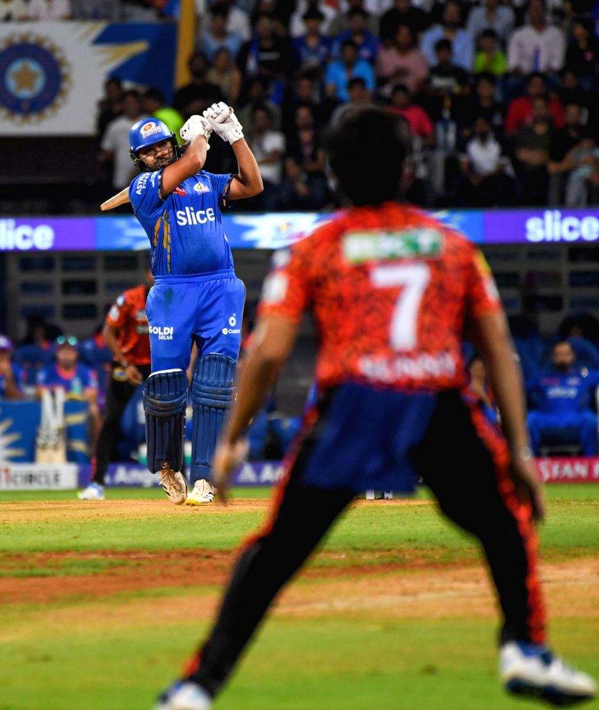 IPL Match between Sunrisers Hyderabad and Mumbai Indians