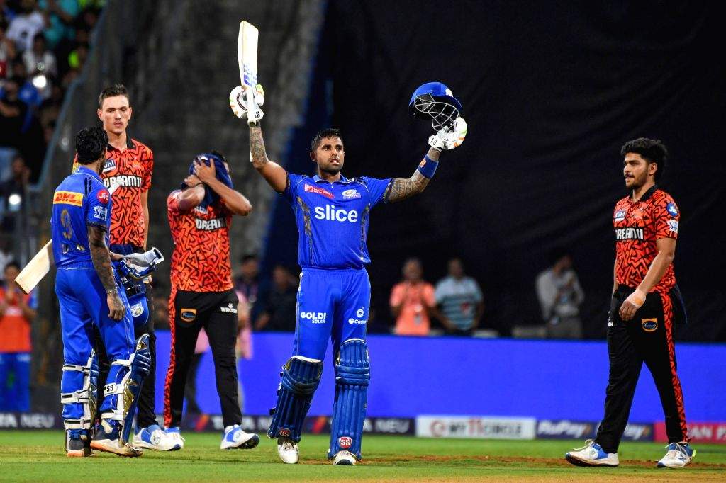 IPL Match between Sunrisers Hyderabad and Mumbai Indians