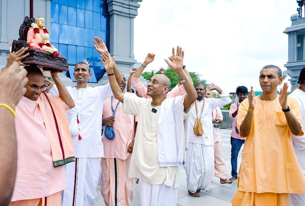 ISKCON Bengaluru devotees celebrate Supreme Court verdict