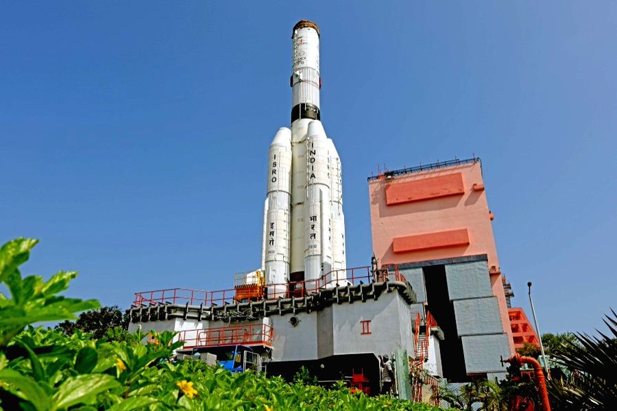 ISRO getting ready its GSLV rocket for OneWeb satellite launch