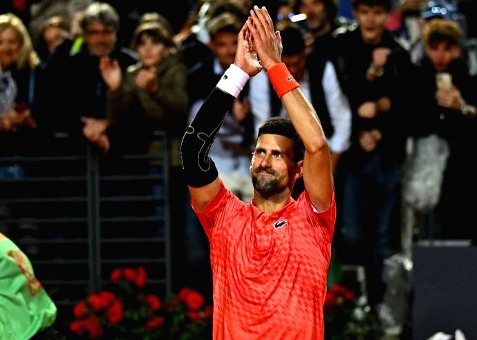 Free Photo : Italian Open: Djokovic overcomes Dimitrov in three sets ...