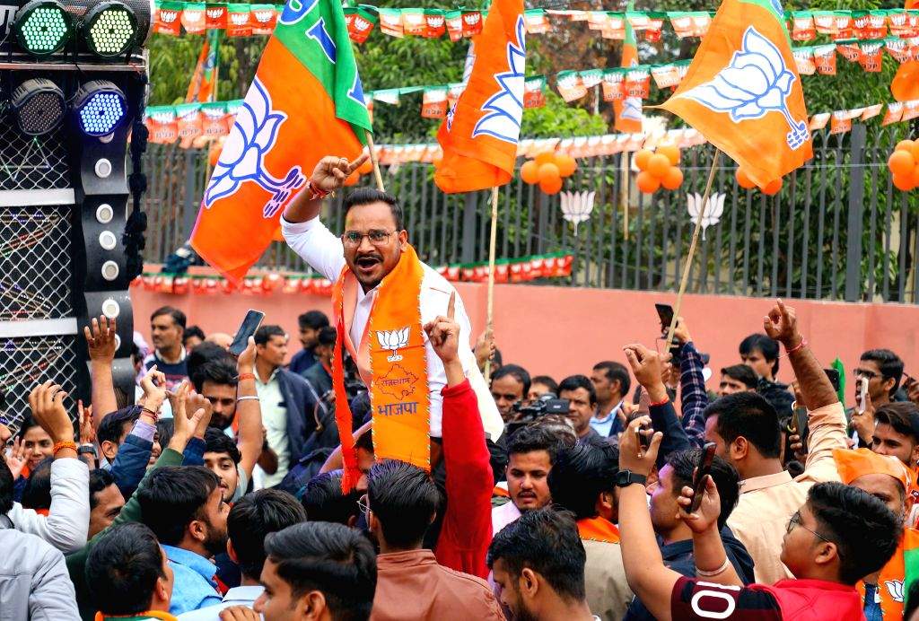 Jaipur : BJP workers and supporters celebrate the party's lead during ...