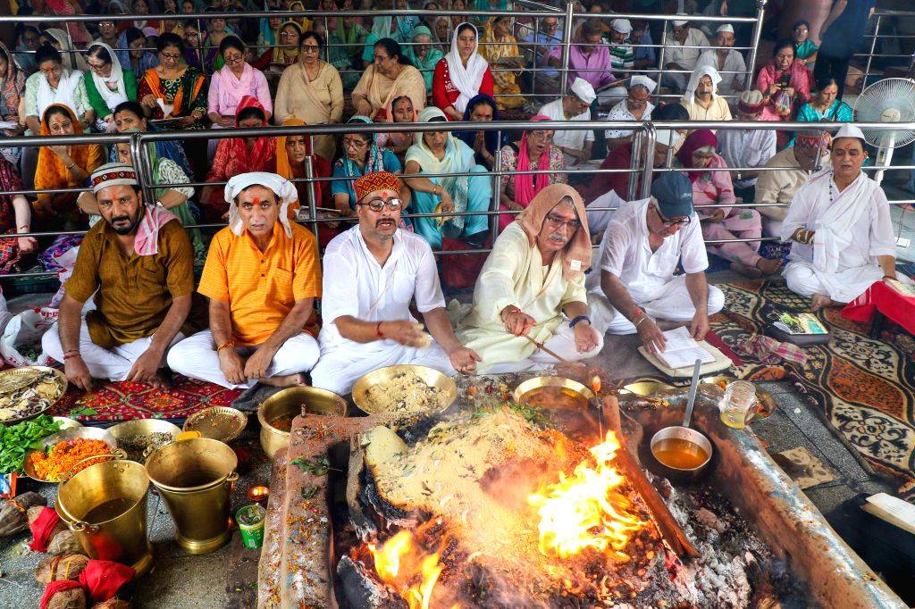 Kashmiri Pandits observe Nirvan Diwas