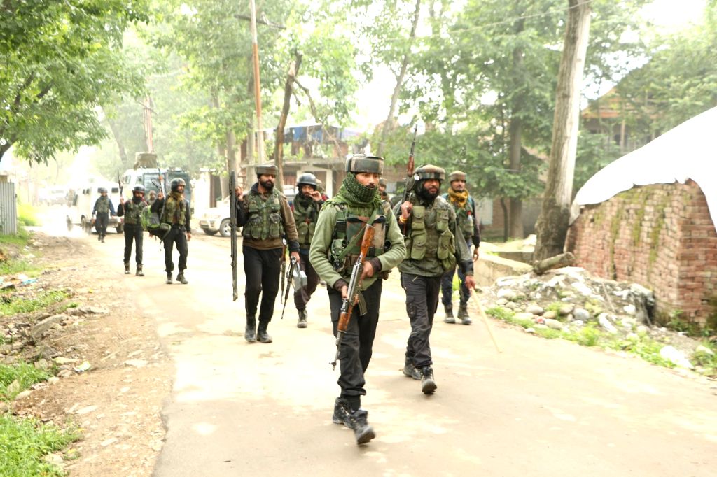 JeM militant killed in J&K gunfight