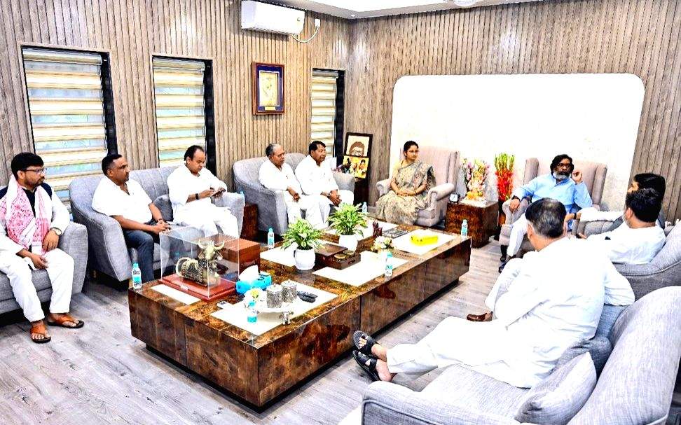 Jharkhand Congress In-Charge Gulam Ahmad Mir, JPCC President Keshav ...