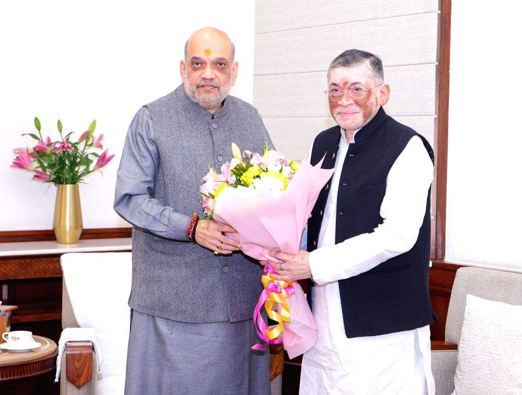 Jharkhand Governor Santosh Gangwar Meets Amit Shah