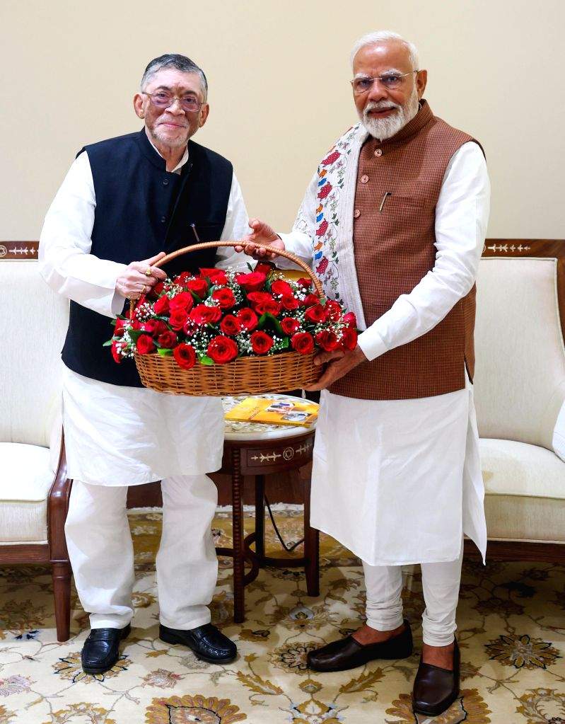 Jharkhand Governor Santosh Kumar Gangwar meets PM Modi