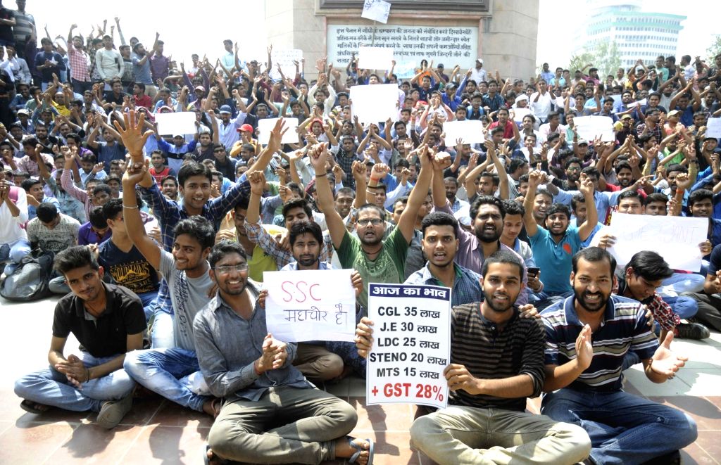 Job aspirants go on hunger strike