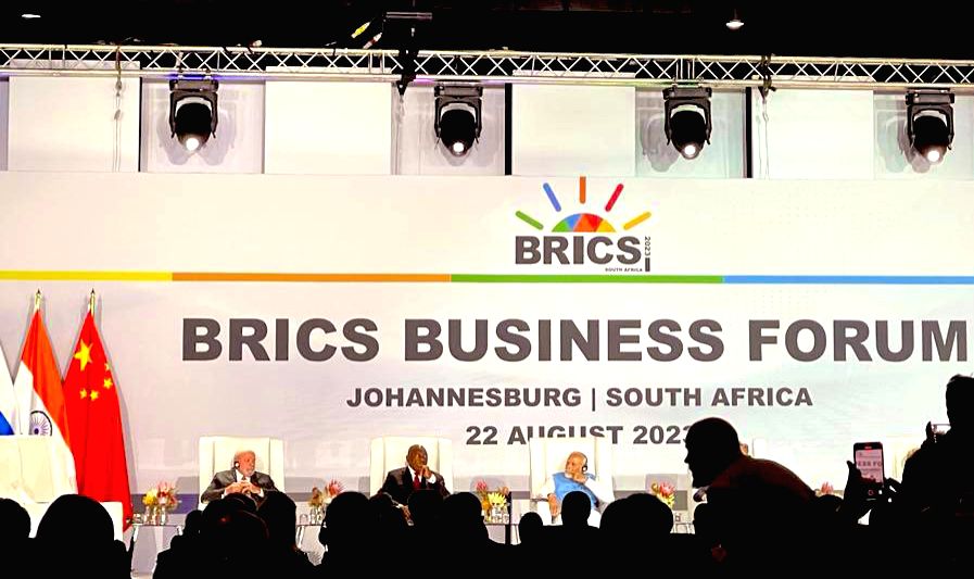 Johannesburg : PM Modi attends BRICS Business Forum 2023