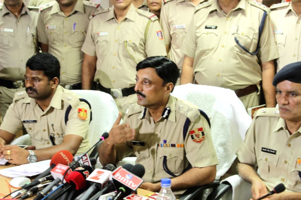 Police rescue abducted Delhi doctor