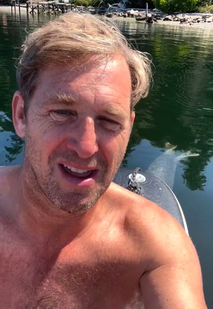 Josh Lucas shot underwater scenes for 6 to 8 hours for 'Black Demon'