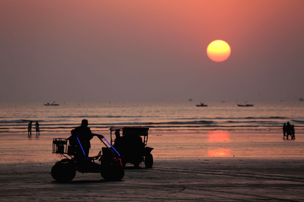 PAKISTAN-KARACHI-DAILY LIFE-BEACH