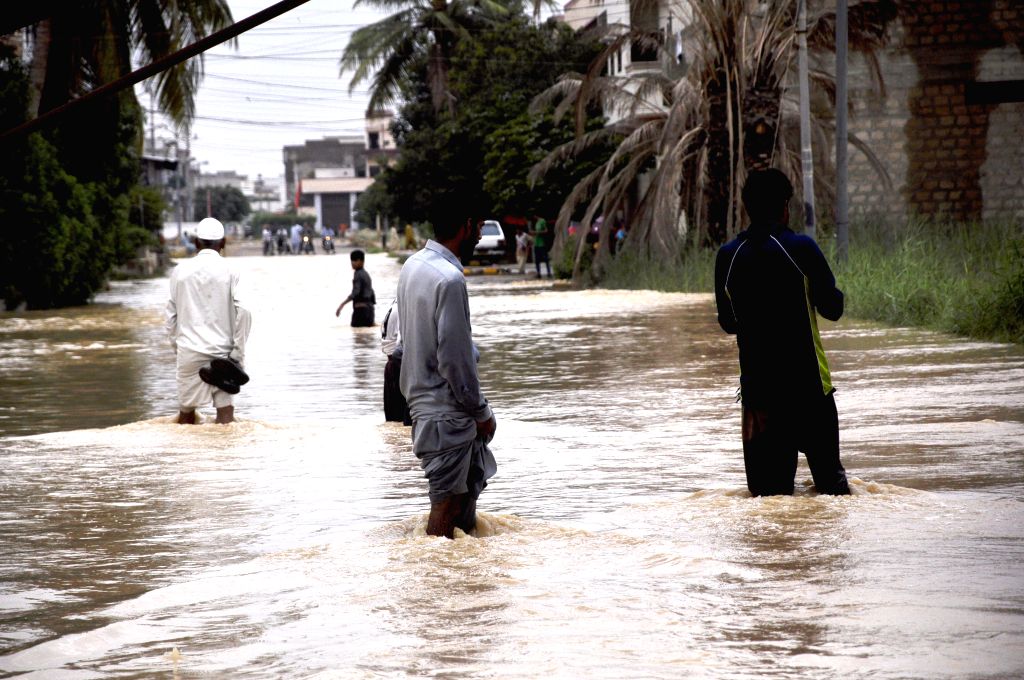 PAKISTAN-KARACHI-WEATHER-FLOOD