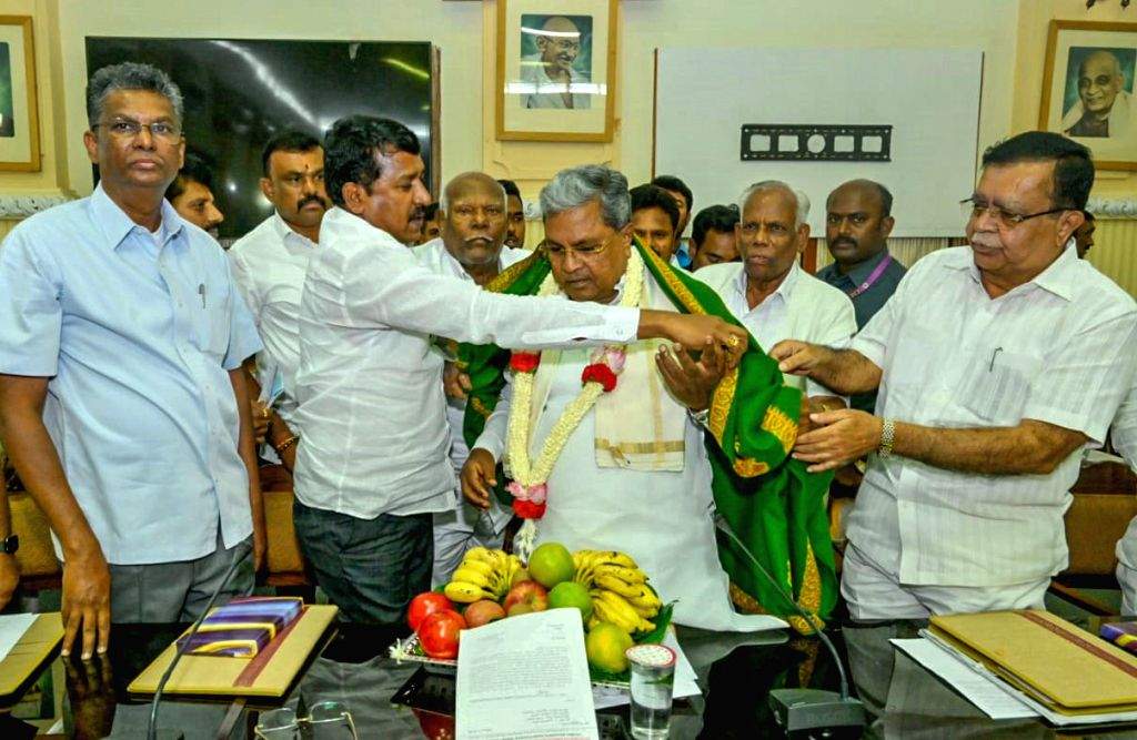 Karnataka CM Siddaramaiah addresses the meeting on the preliminary plans
