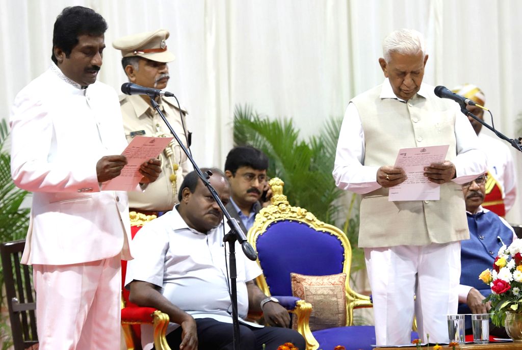 Karnataka Cabinet inducts eight ministers