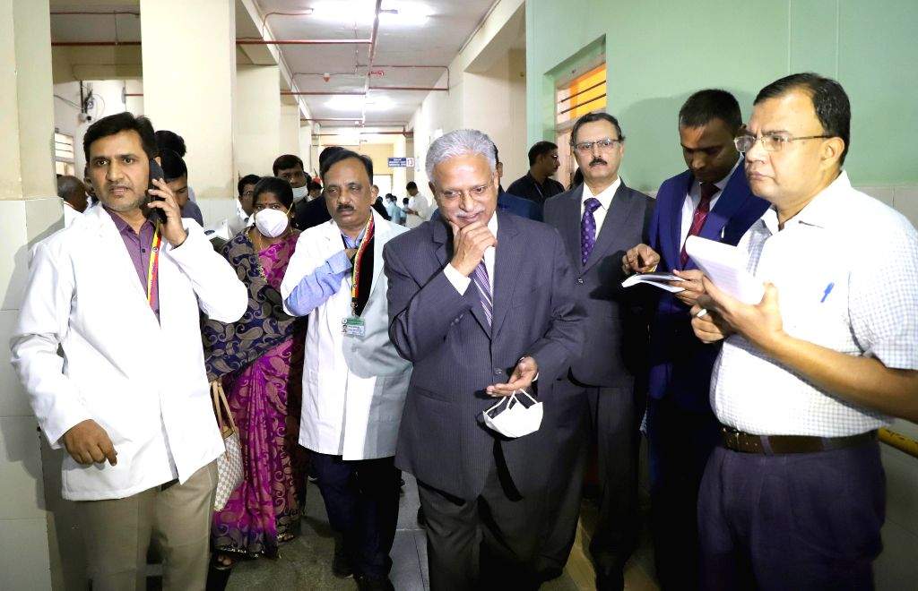 Karnataka Lokayukta Justice BS Patil visits KC General Hospital for an ...