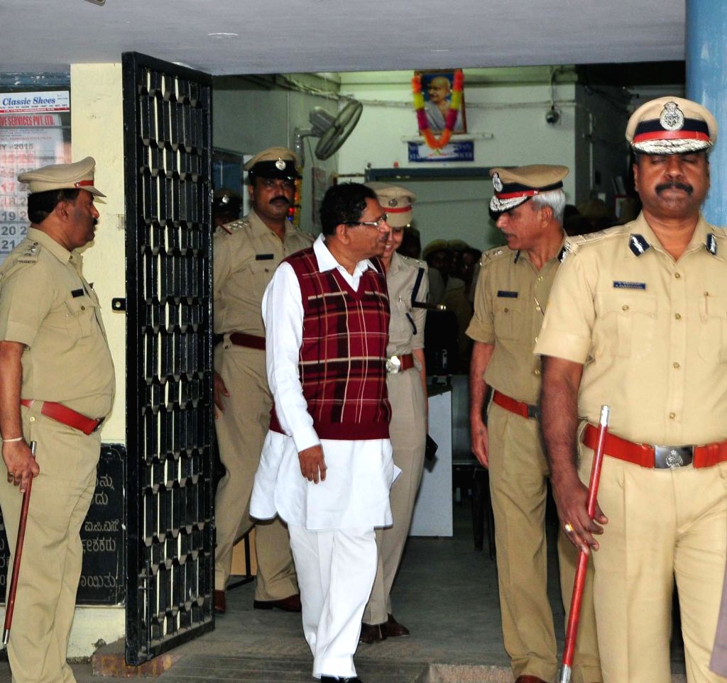 Karnataka Minister's surprise visit to Madiwala Police Station