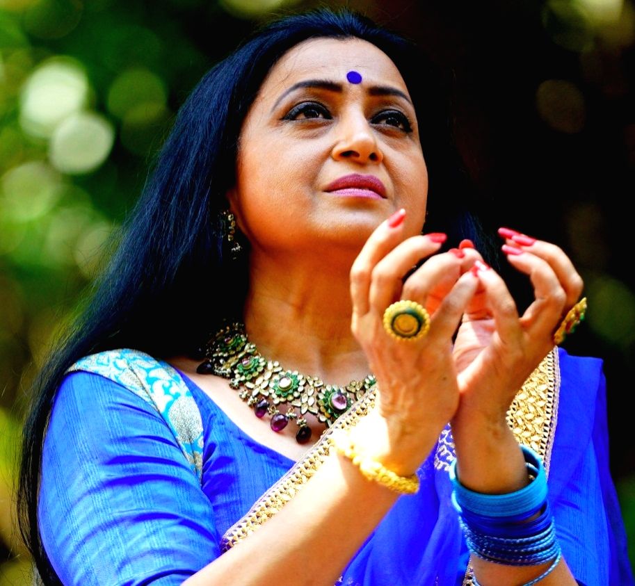 Free Photo :Kathak maestro's pioneering Gita Govinda documentation ...