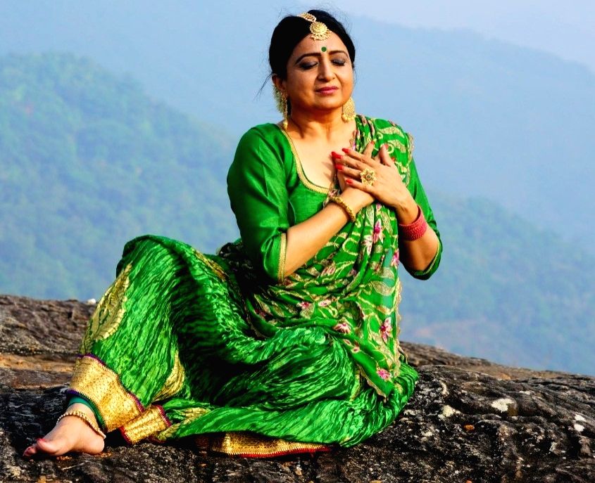 Free Photo :Kathak maestro's pioneering Gita Govinda documentation ...