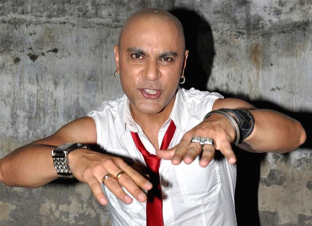 Baba Sehgal Shoots for his Album Mumbai City
